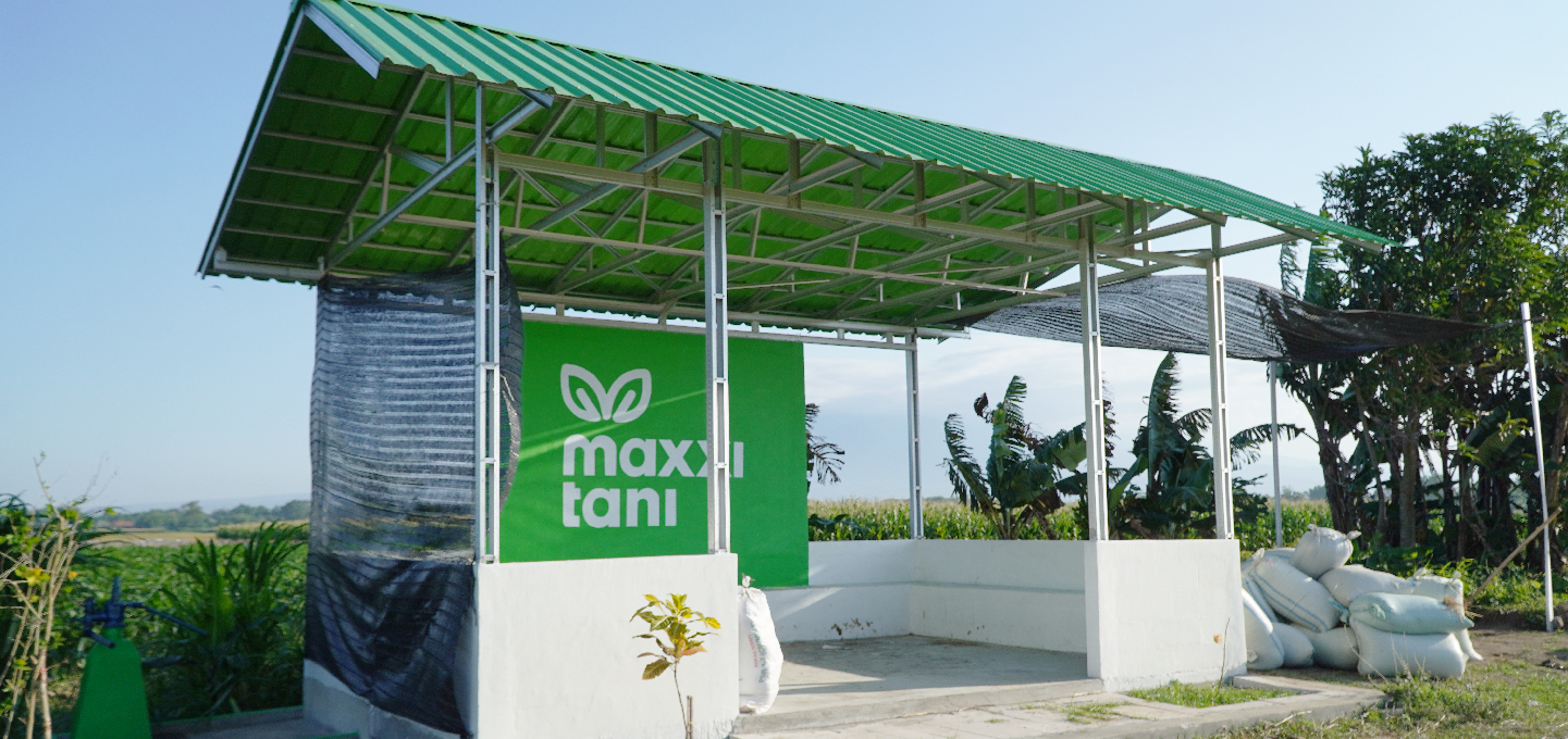 Maxxi Tani | Saung Maxxi Tani Perdana di Nganjuk